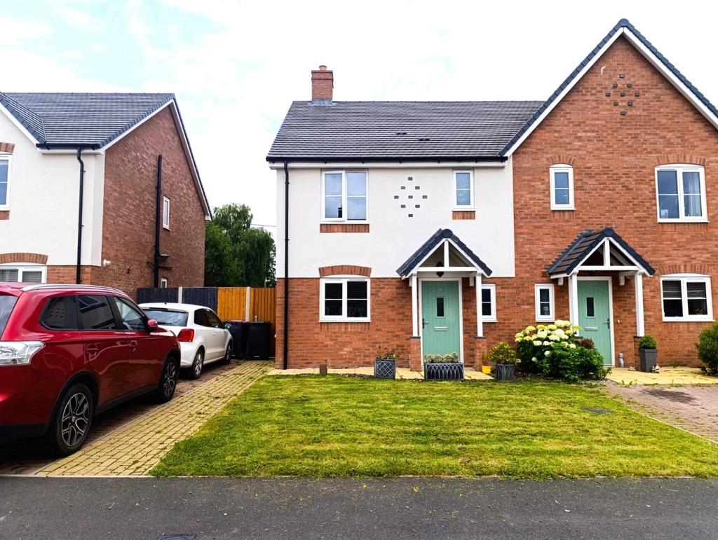 Morris Close, Condover, Shrewsbury... 3 bed semi-detached house - £85,750