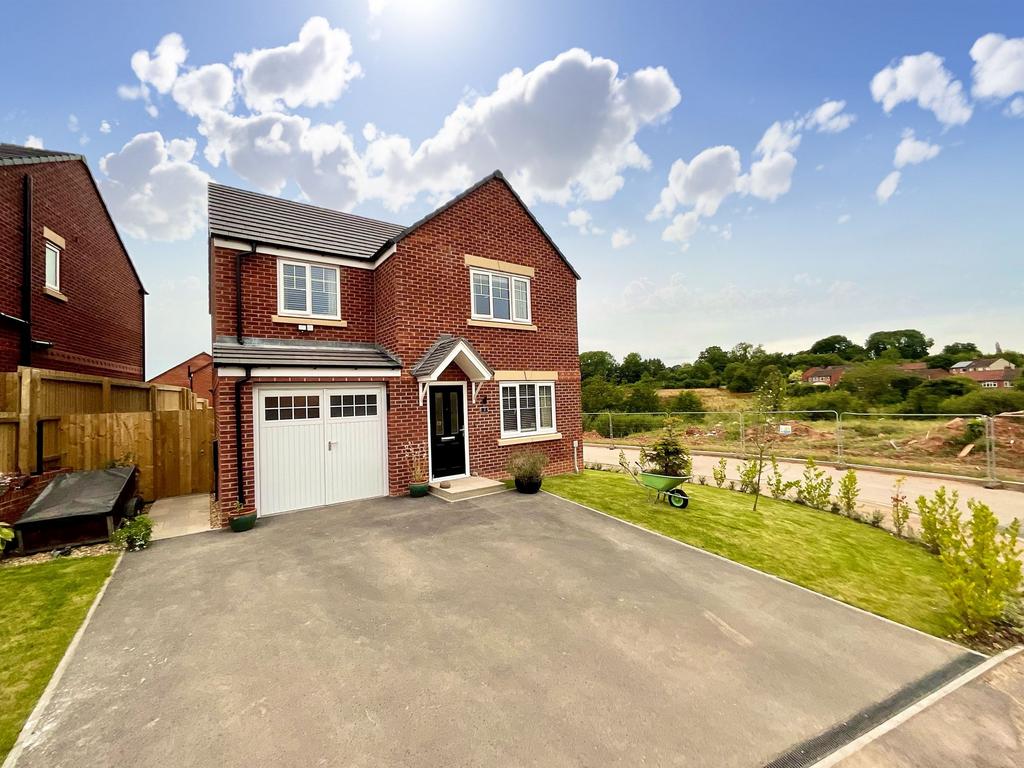 Jackson Lane, Stone, ST15 4 bed detached house - £350,000