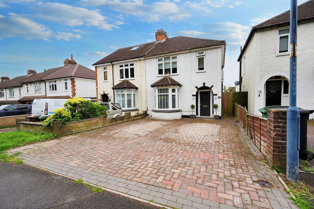 St. Andrews Road, Maidstone, ME16 3 bed semi-detached house - £450,000