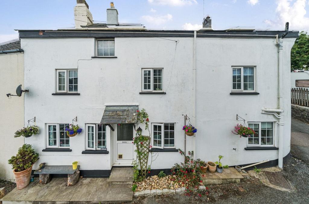 Loddiswell, Kingsbridge, TQ7 4RP 2 bed semi-detached house for sale - £ ...