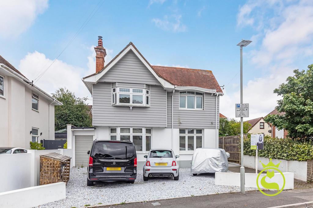 Glenair Avenue, Poole BH14 5 bed detached house for sale - £950,000