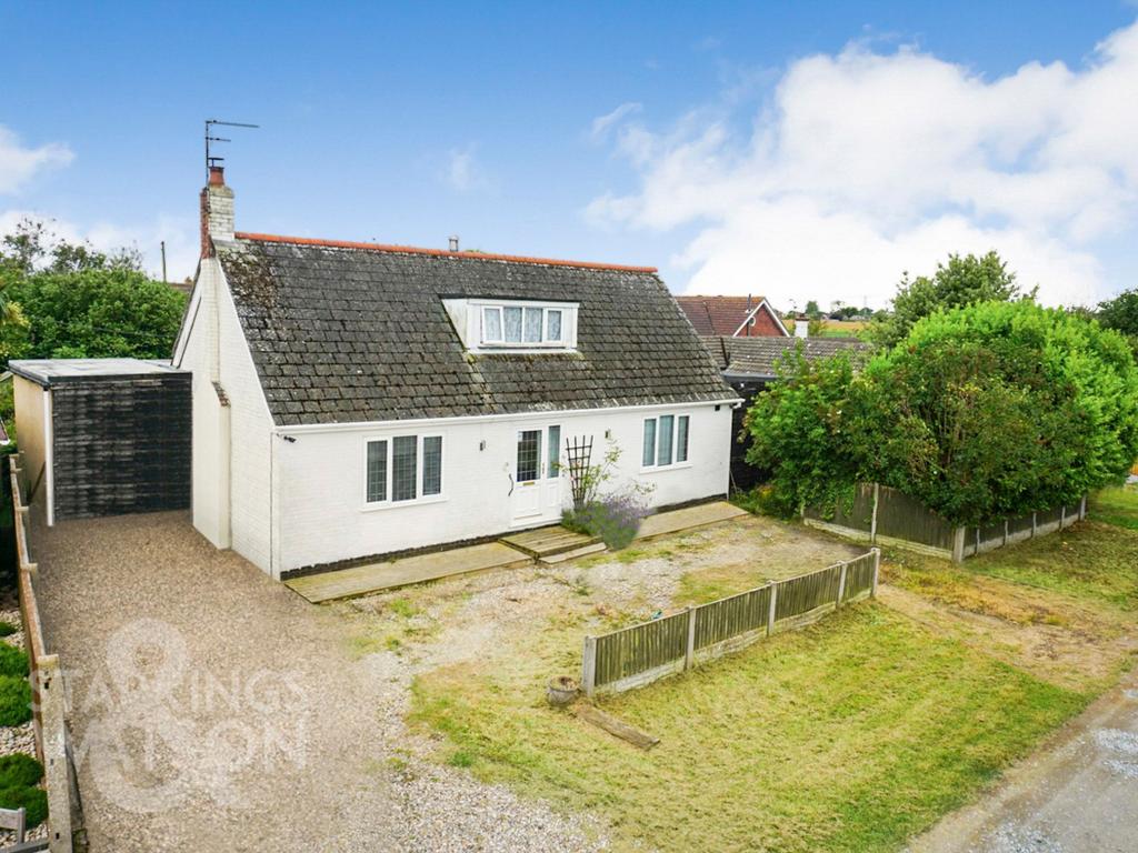 Gannet Road, Scratby, Great Yarmouth 3 bed detached house - £275,000