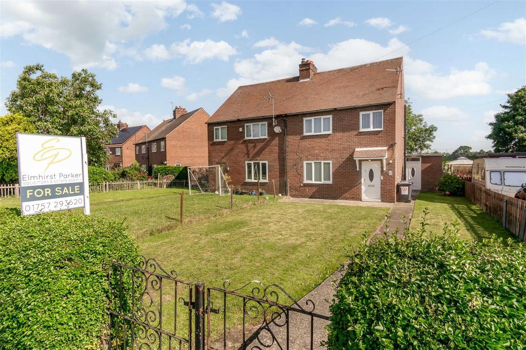 Main Road, Drax, Selby 3 bed semi-detached house - £165,000