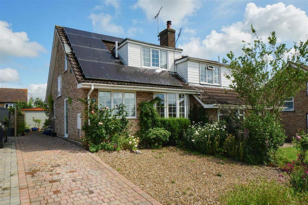 The Croft, Sheriff Hutton, York, YO60... 3 bed semi-detached bungalow ...