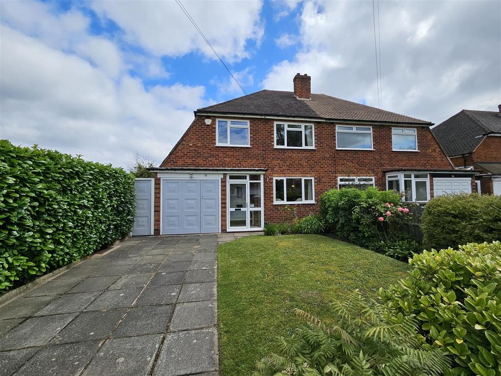 Willow Road, Solihull 3 bed semi-detached house - £400,000