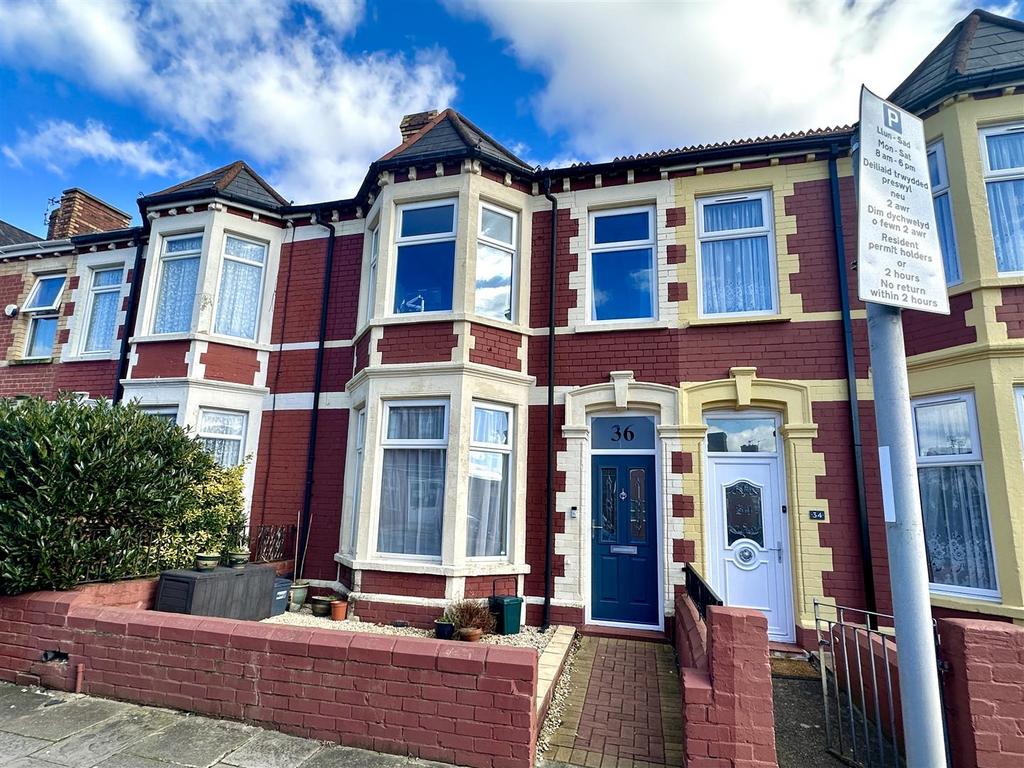 Court Road, Barry 3 bed house - £225,000