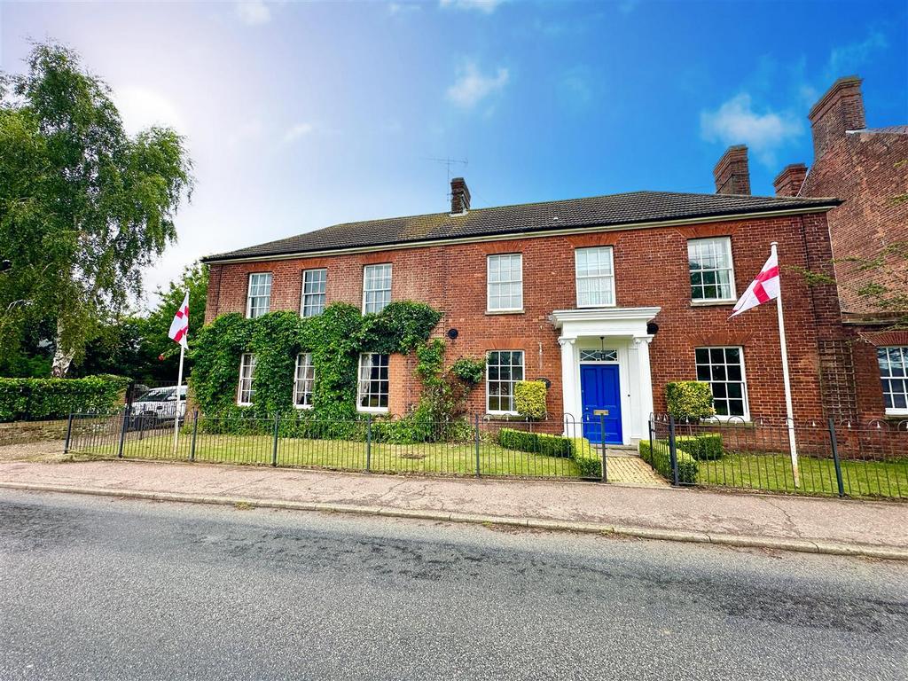 The Green, Martham NR29 4 bed detached house for sale - £695,000