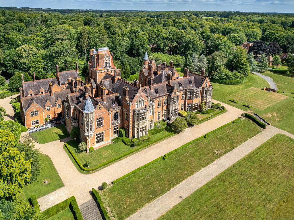Wyfold Court, Kingwood... 4 bed penthouse - £1,500,000