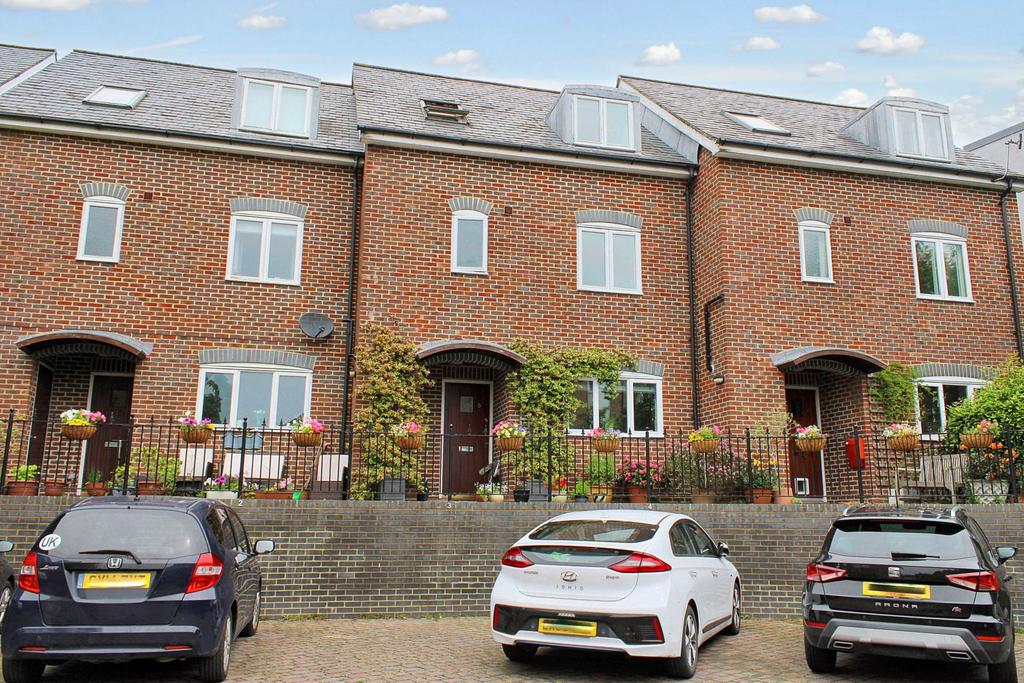 Pinwell Lane, Lewes 4 bed townhouse - £782,500
