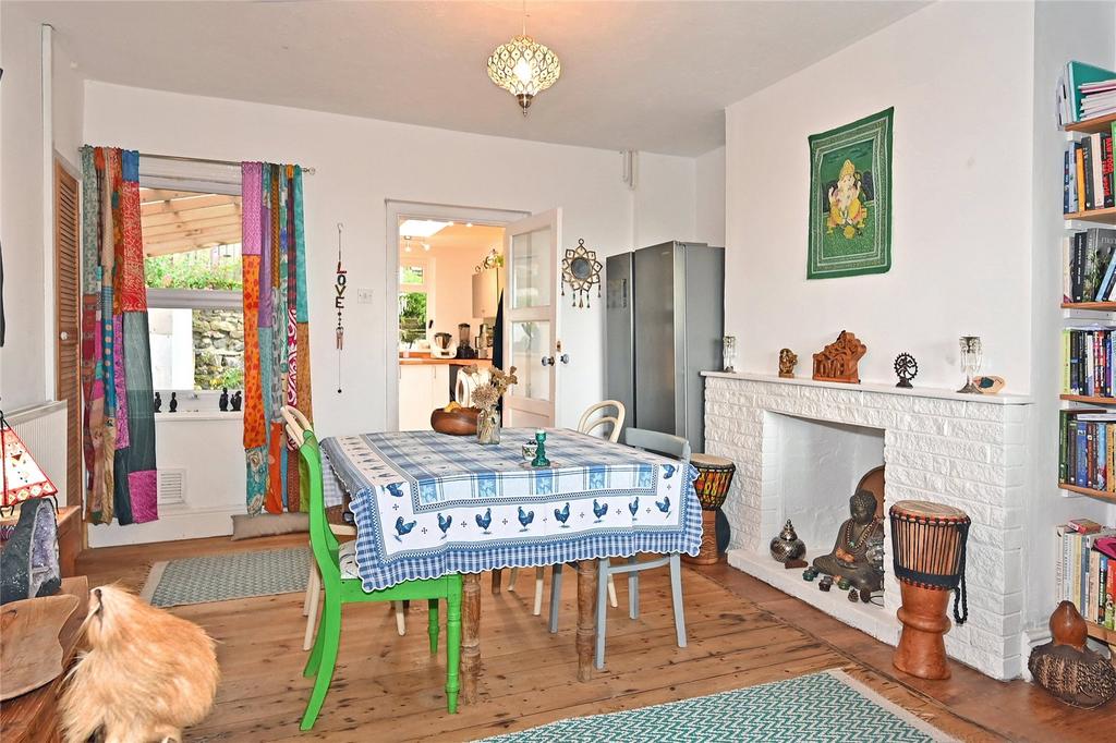 Howey, Llandrindod Wells, Powys, LD1 2 bed terraced house for sale - £ ...