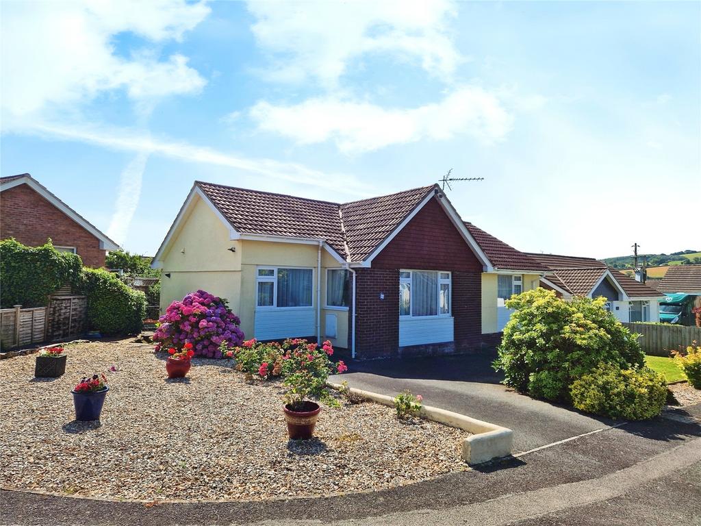 Landkey, Barnstaple 3 bed bungalow - £350,000