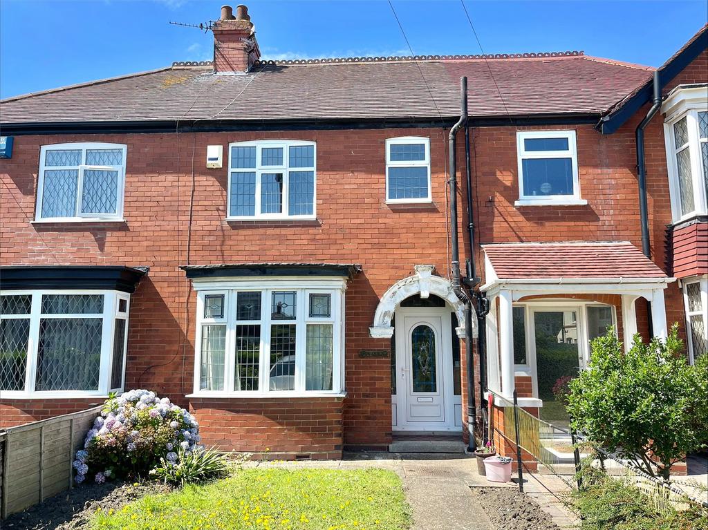 Yarborough Road, Grimsby, N.E... 3 bed house - £90,000