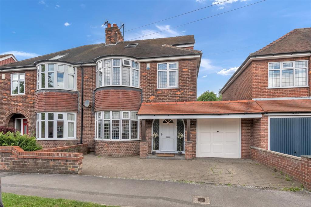 Manor Drive North, York 4 bed house - £575,000