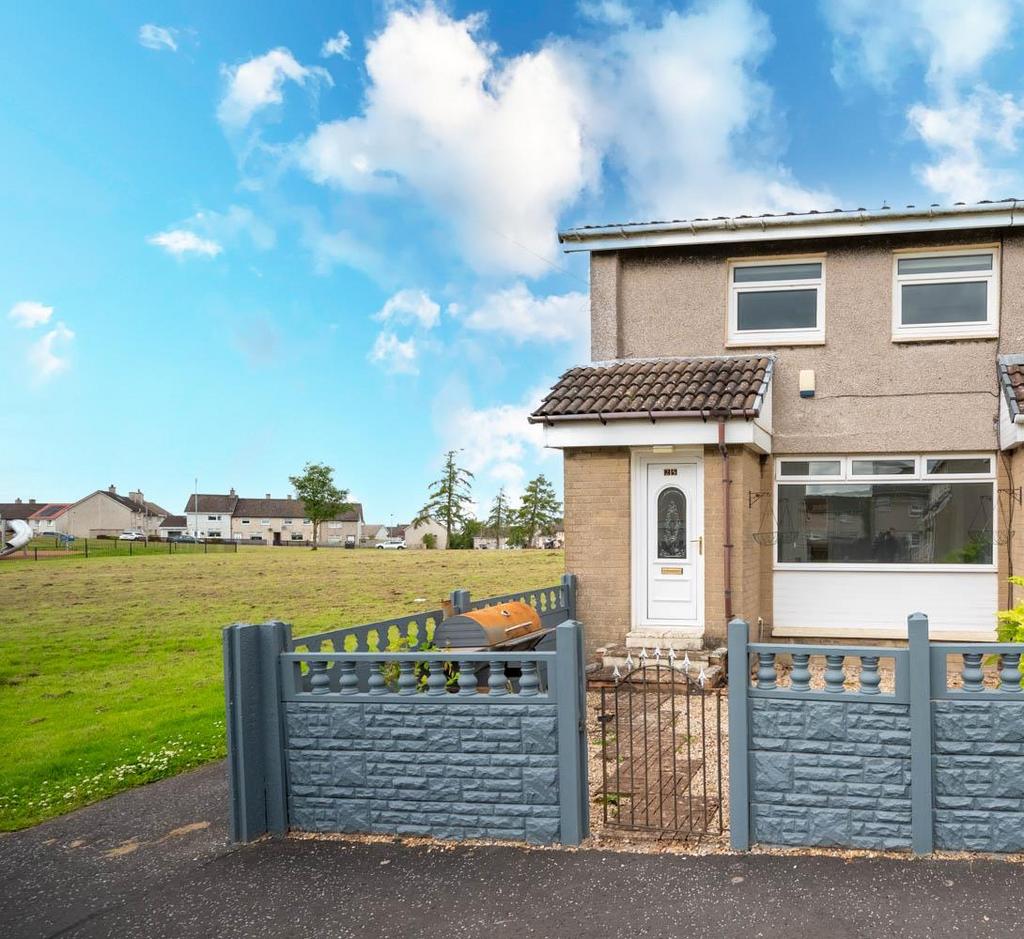 Alloway Wynd, Motherwell 2 bed end of terrace house - £895 pcm (£207 pw)