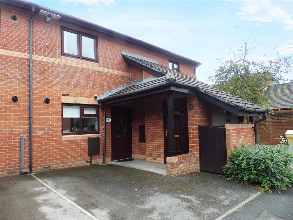 Hunter Court, Prescot, Liverpool 2 bed apartment for sale - £75,000