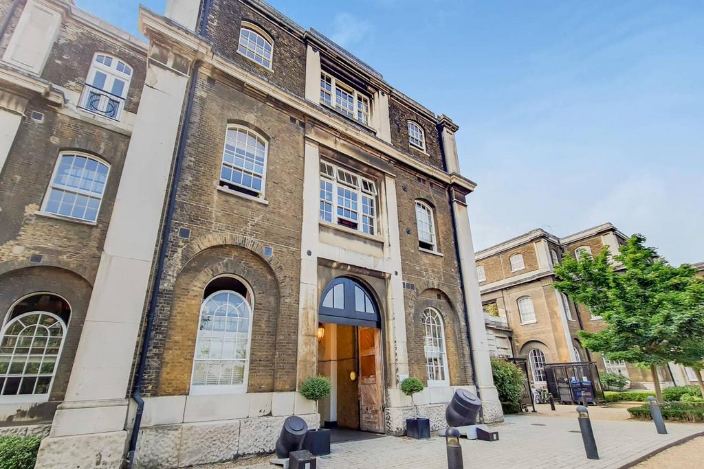 Building 36, Woolwich Riverside... 2 bed flat - £2,300 pcm (£531 pw)