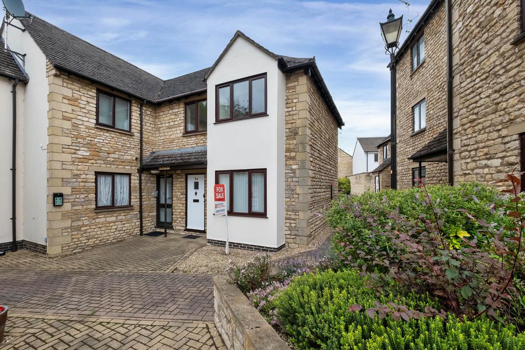Phillips Court, Stamford, PE9 2 bed semi-detached house for sale - £249,950