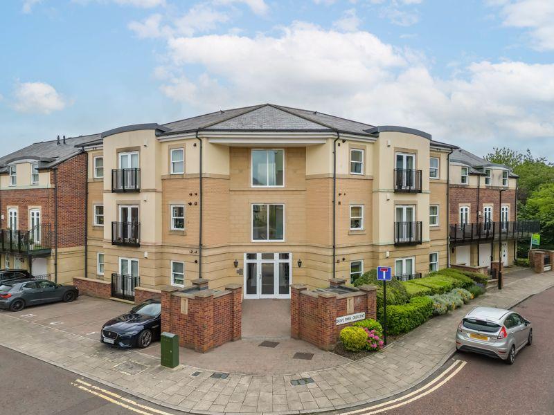 Grove Park Crescent, Gosforth... 2 bed apartment for sale - £250,000
