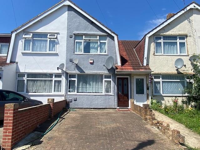 PENDELL AVE, Hayes 2 bed terraced house - £380,000
