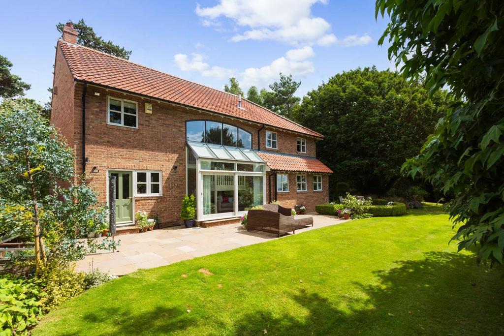 Main Street, Bilbrough, York 5 bed detached house - £1,150,000