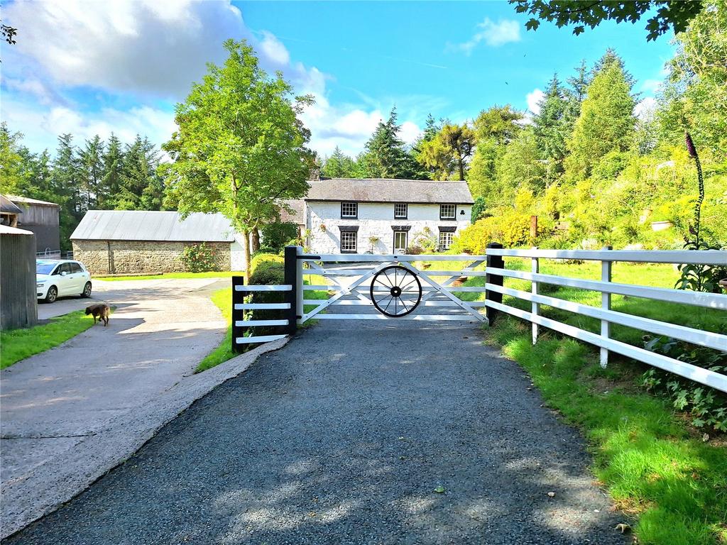 Llidiartywaun, Llanidloes, Powys, SY18 4 bed detached house for sale ...