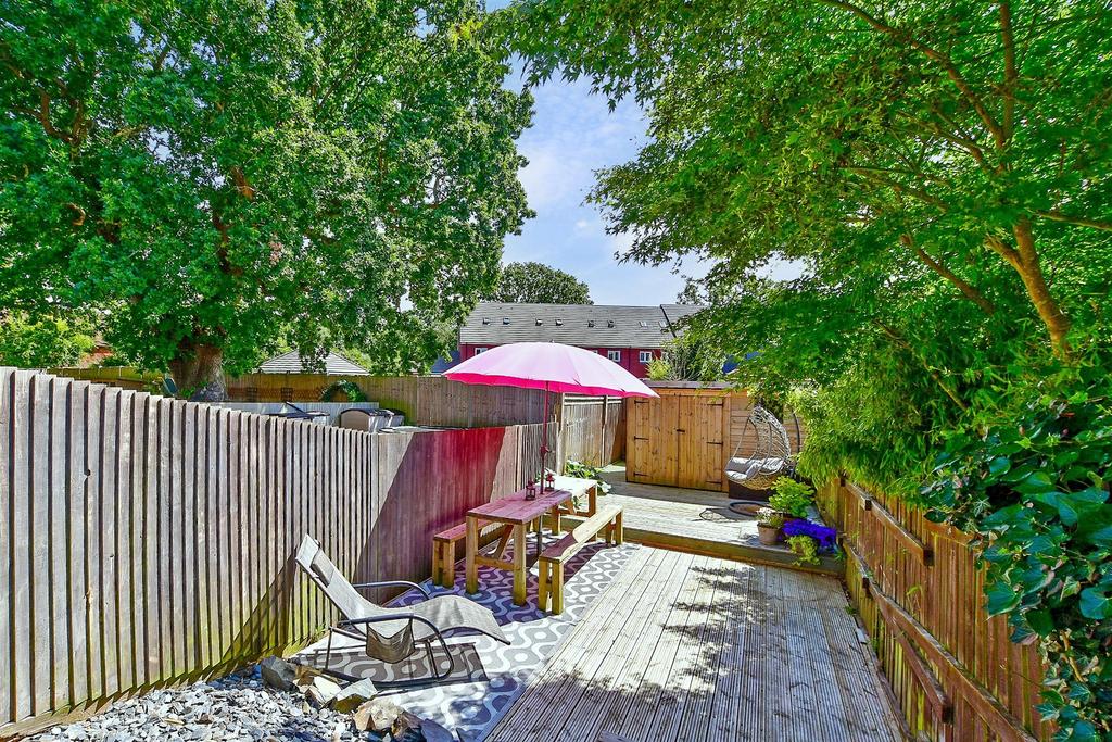 Dunlop Close, Sayers Common, West Sussex 2 bed terraced house for sale ...