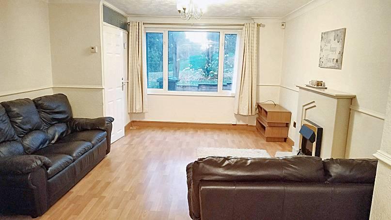 Canberra Way, Birmingham B12 3 bed terraced house - £1,150 pcm (£265 pw)