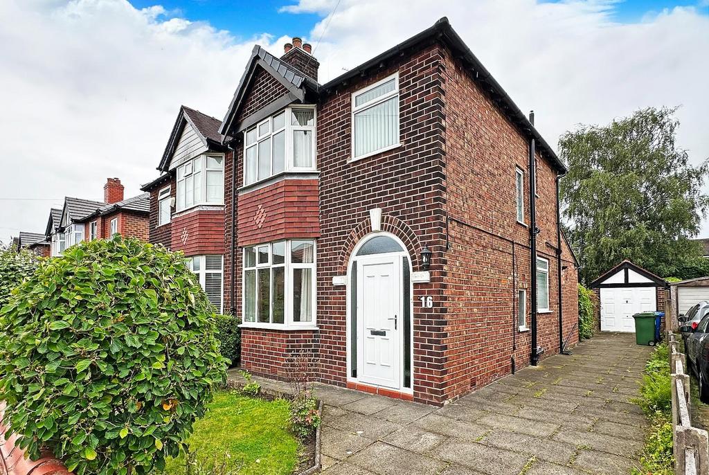 Perry Road, Timperley 3 bed property - £425,000