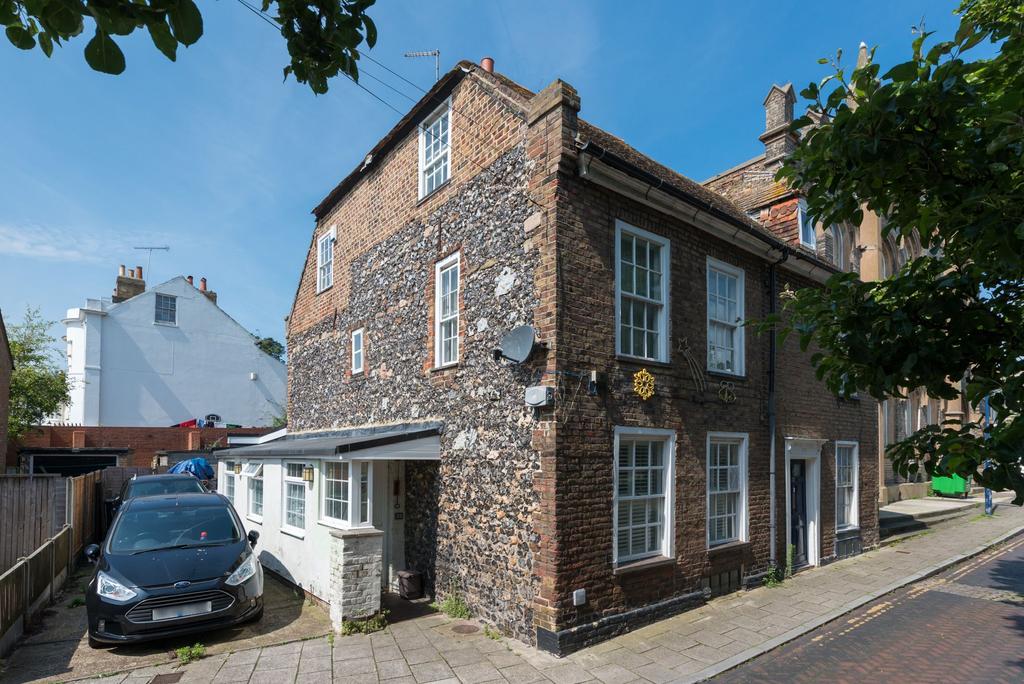Meeting Street, Ramsgate, CT11 3 bed semi-detached house - £350,000