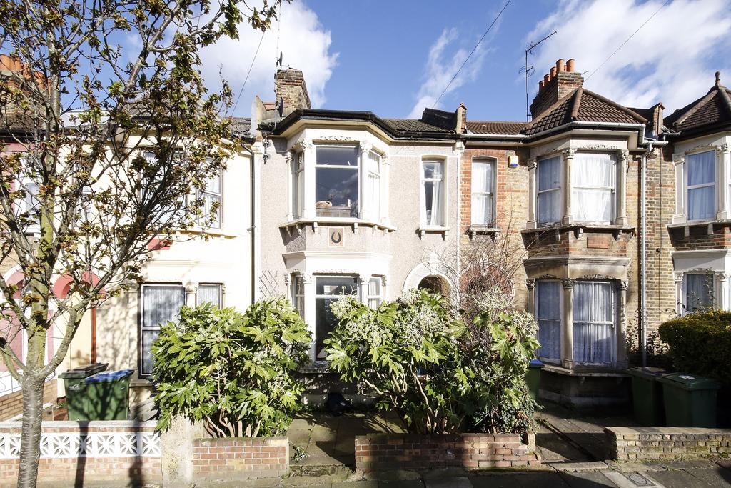 Inverine Road, Charlton, SE7 3 bed terraced house - £625,000
