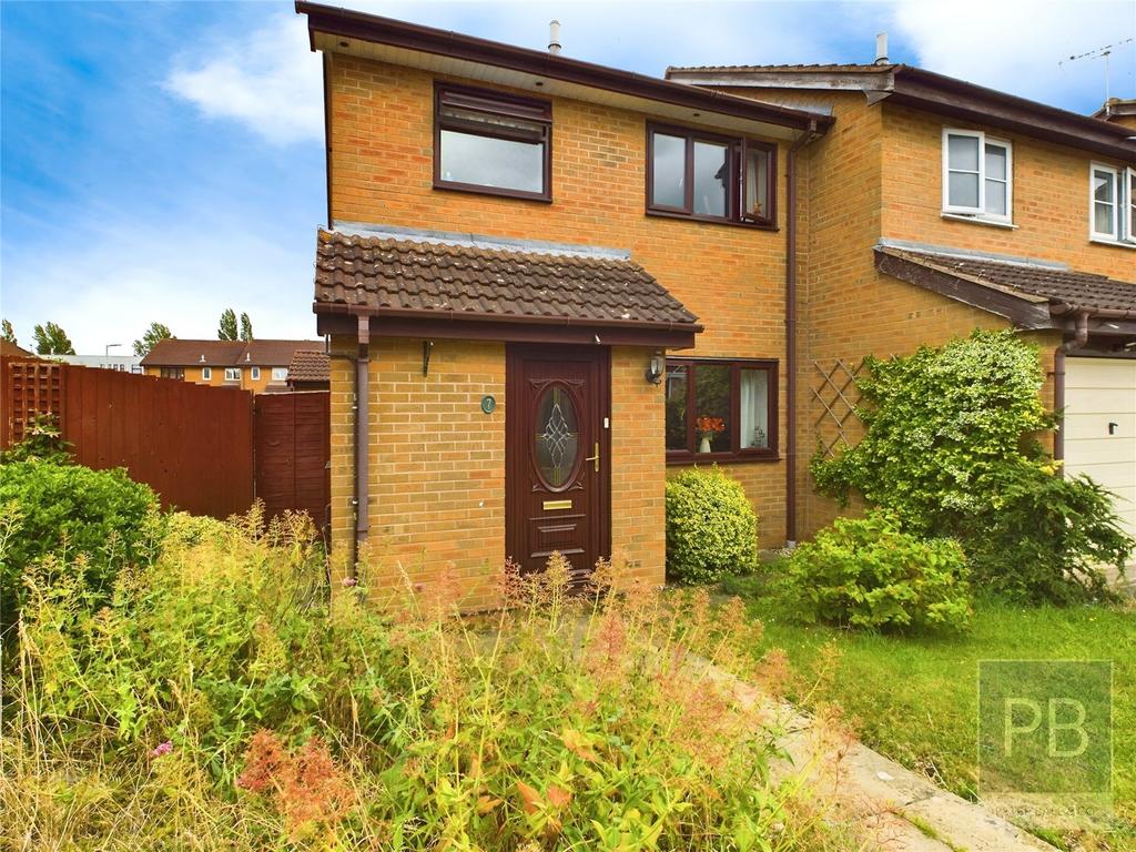 Dunster Gardens, Cheltenham... 3 bed semi-detached house - £275,000