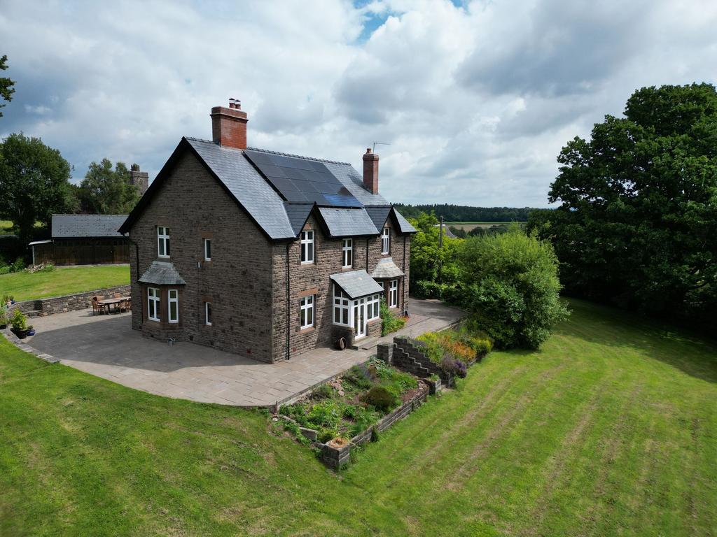 Henllys, Cwmbran, NP44 5 bed detached house for sale - £900,000