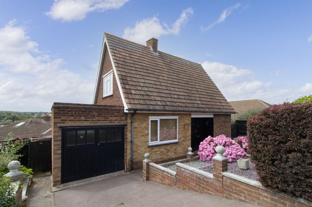 Mill View Road, Herne Bay, CT6 2 bed detached bungalow for sale - £360,000