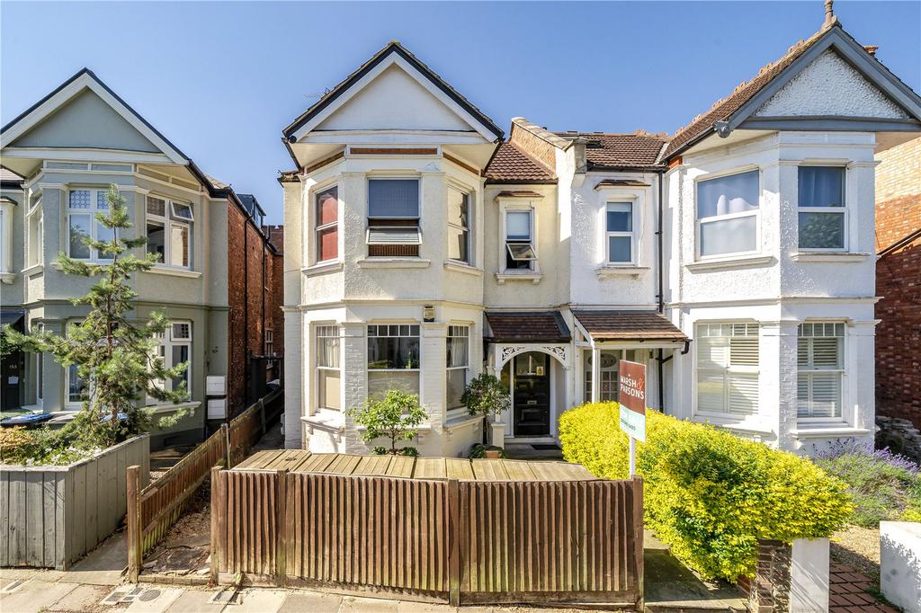 Melrose Avenue, London NW2 2 bed apartment for sale - £725,000