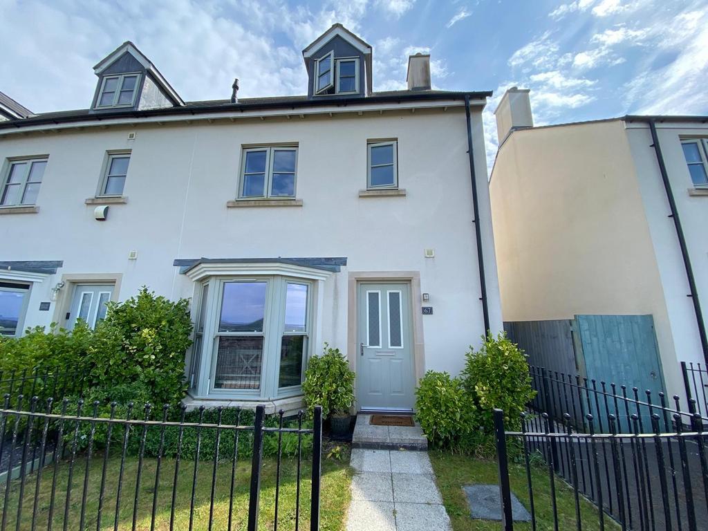 Ridgeway Lane, Llandarcy, Neath... 4 bed end of terrace house - £239,950