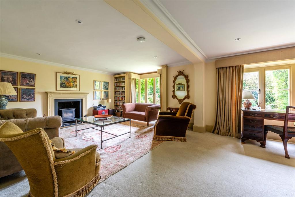 Middle Street, Brockham, Betchworth... 4 bed house for sale - £1,695,000
