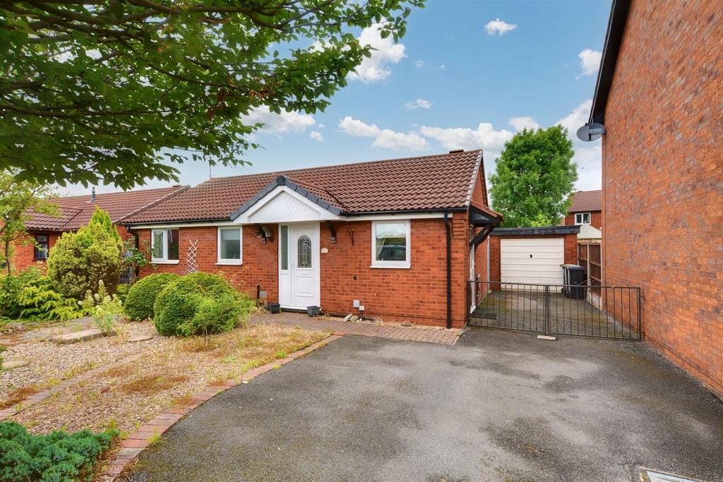 Kingsmead Avenue, Trowell, Nottingham 2 bed detached bungalow for sale ...