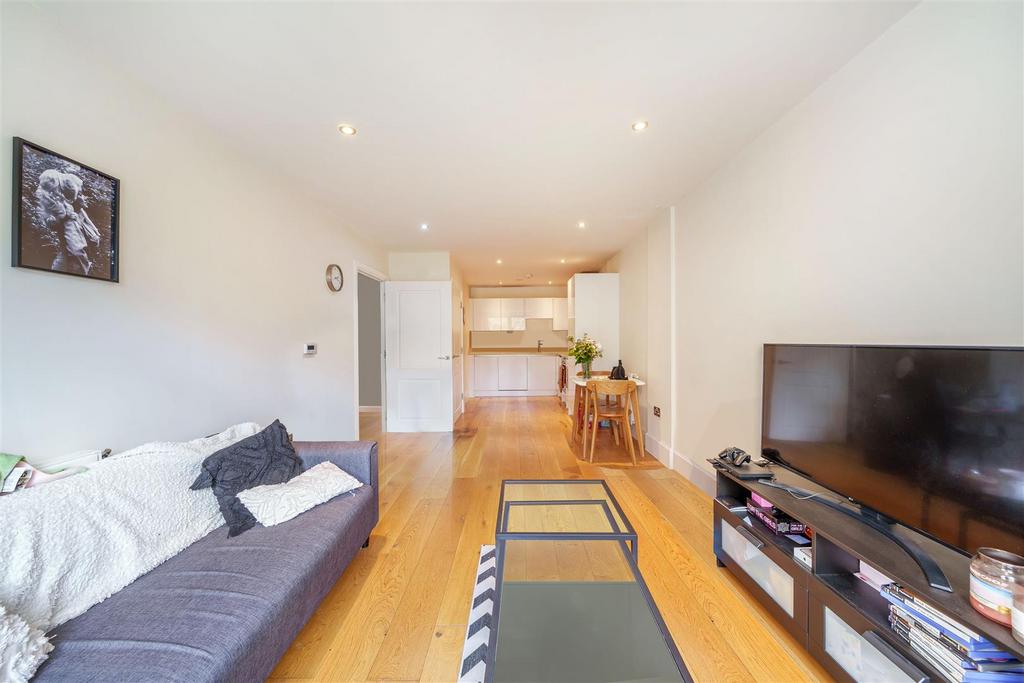 Axio Way, Devons Road, E3 1 bed flat - £1,900 pcm (£438 pw)