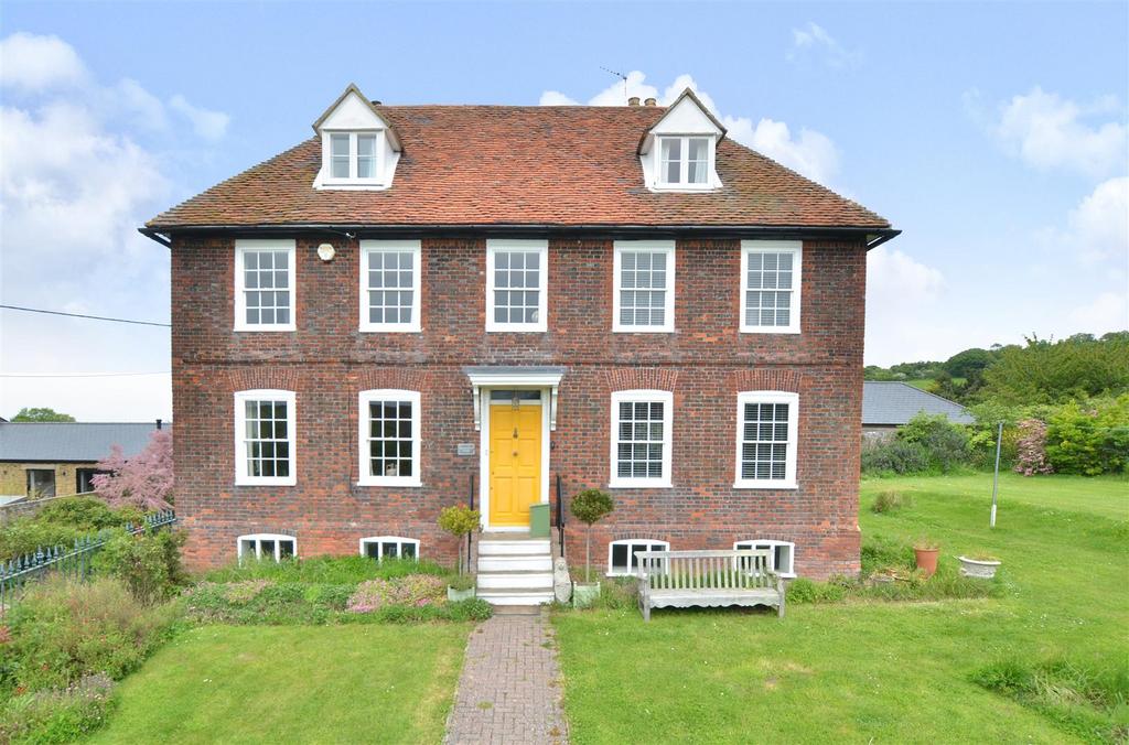 Cooling Road, High Halstow ME3 5 bed detached house for sale - £1,250,000
