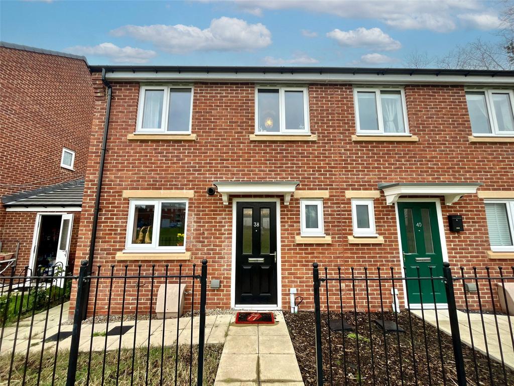 Ravensworth Road, Dunston, Gateshead... 3 bed semi-detached house - £ ...