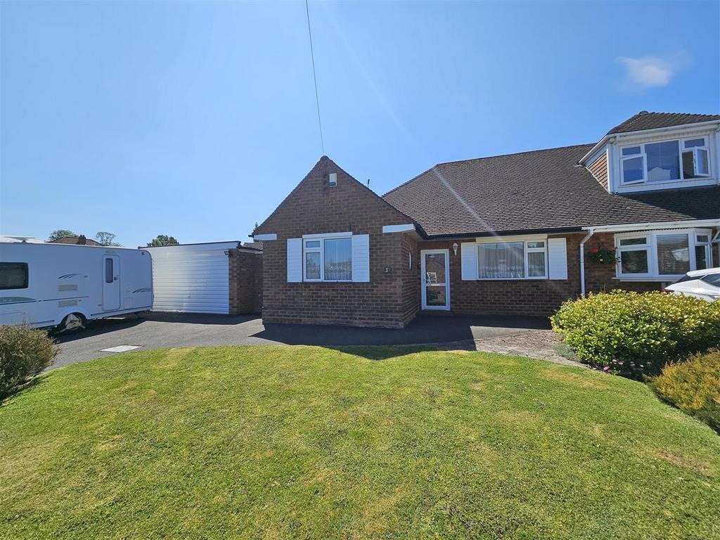 Glenside Avenue, Solihull 3 bed semi-detached bungalow for sale - £375,000