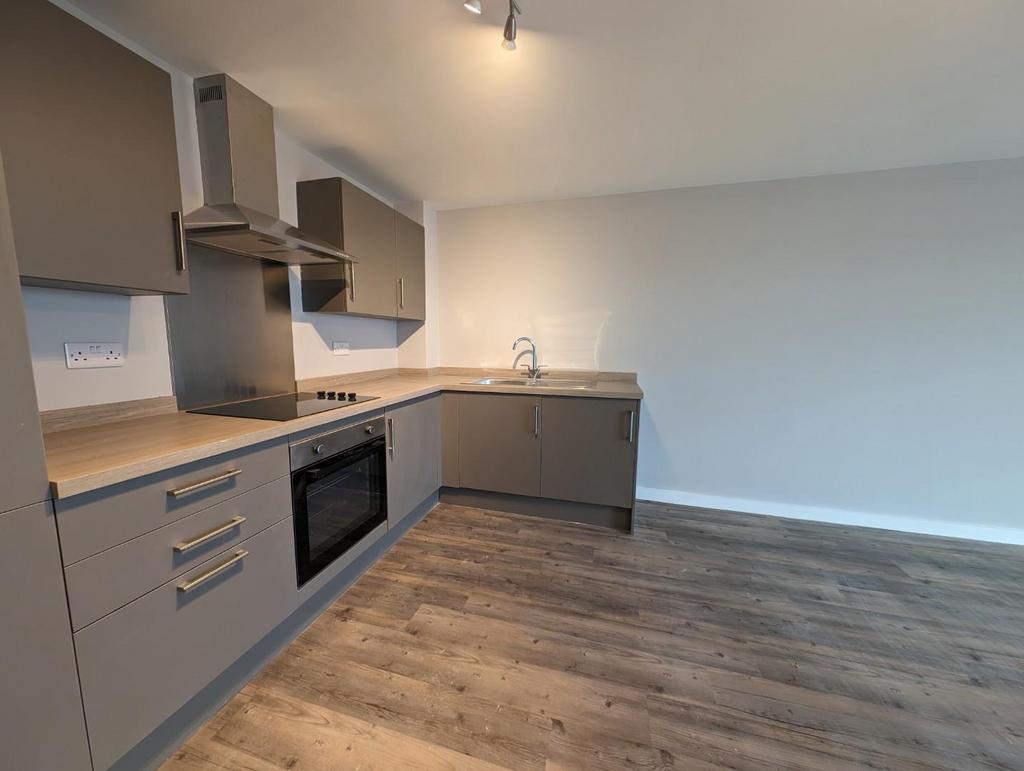 Tivoli House, Towcester Road, Far... 1 bed apartment to rent - £900 pcm ...