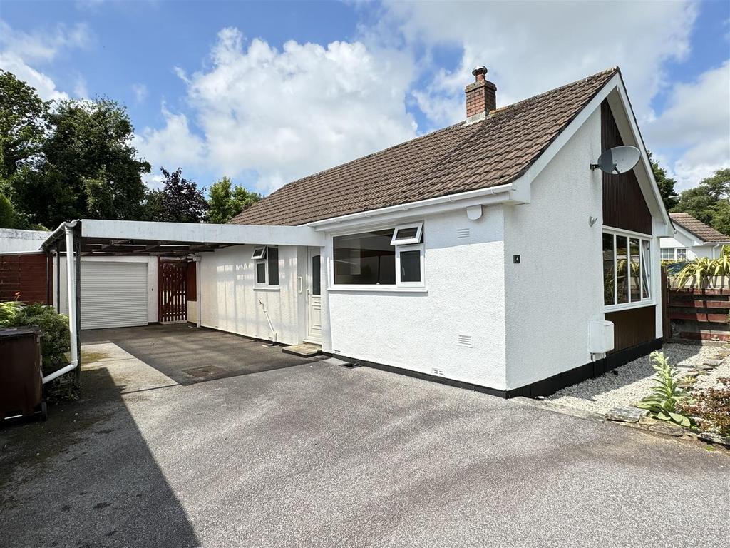 Springfield Close, Polgooth, St. Austell 2 bed detached bungalow for ...