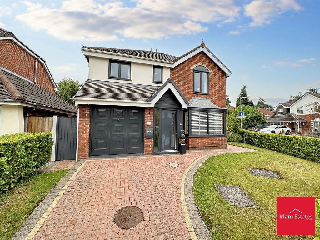 Reedley Drive, Worsley, M28 4 bed detached house - £550,000