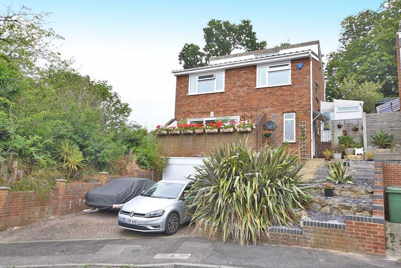 Roman Heights, Foley Park, Maidstone... 4 bed detached house - £525,000
