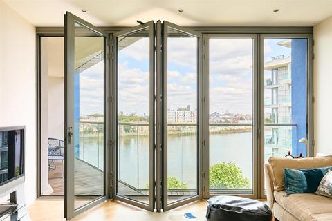 Jeypore Road, Wandsworth, London, SW18 2 bed apartment - £675,000