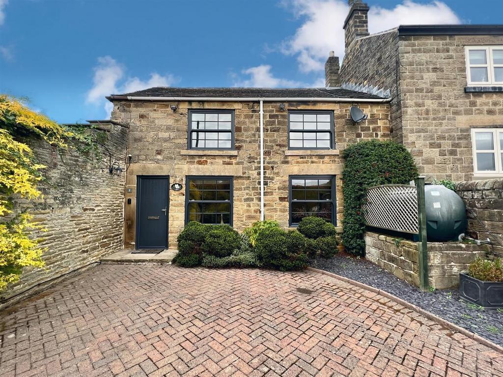 Geer Lane, Ridgeway 4 bed link detached house - £1,800 pcm (£415 pw)