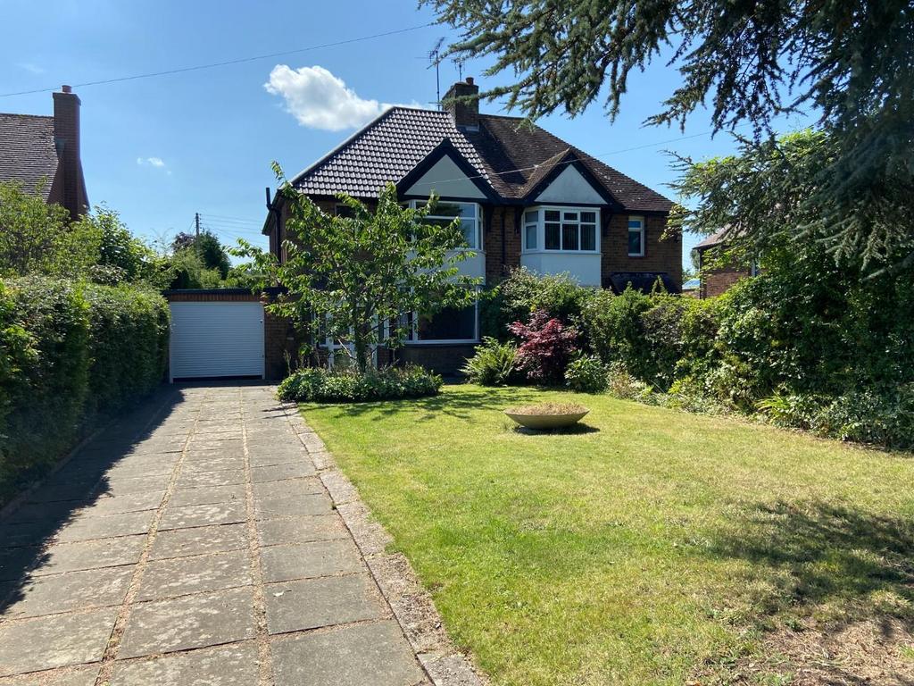 Stratford Road, Oversley Green, Alcester 3 bed semi-detached house - £ ...