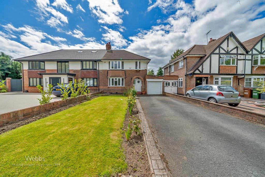 Walstead Road, Walsall WS5 3 bed semi-detached house - £365,000