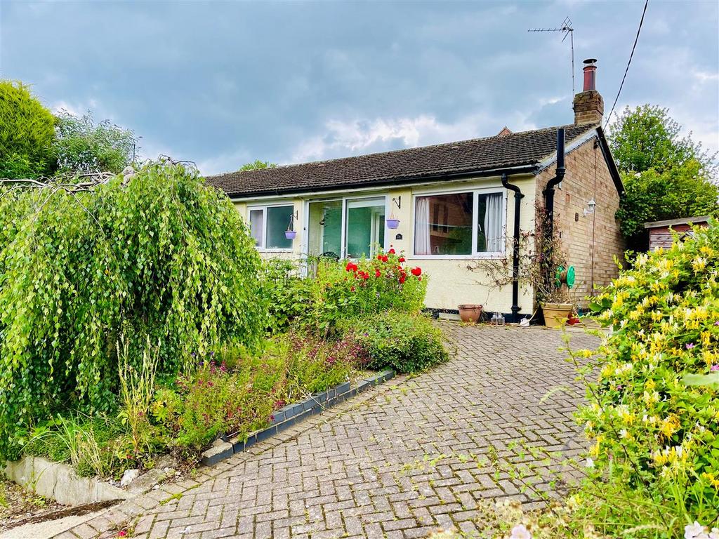 Mowsley Road, Husbands Bosworth 2 bed semi-detached bungalow - £230,000